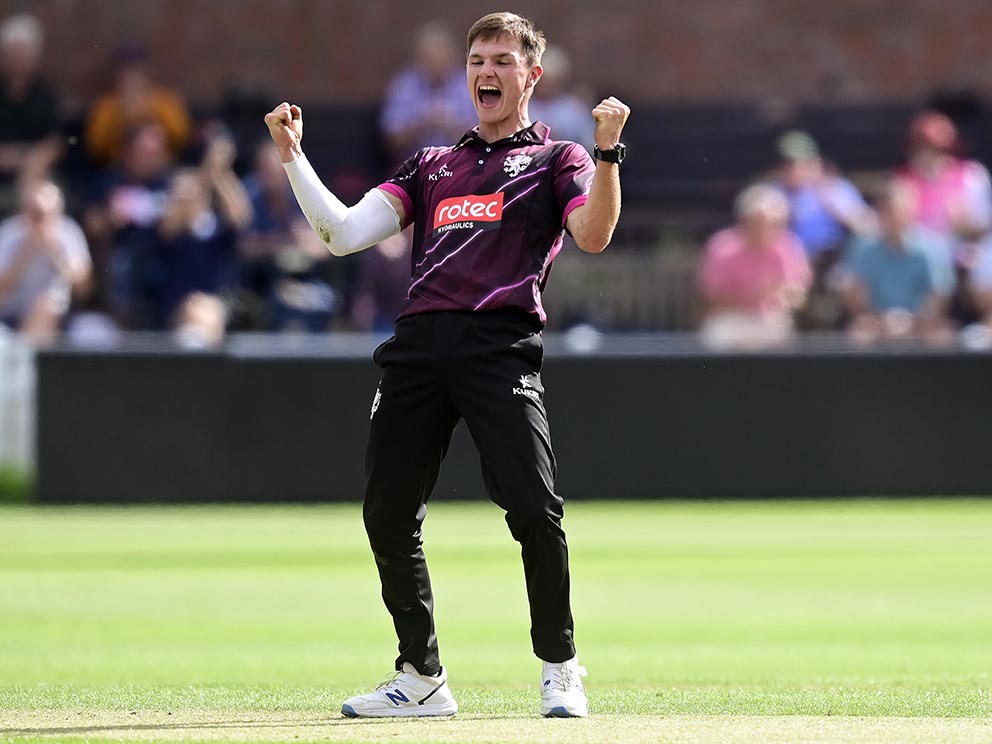 First international scalps for Sonny Baker - Devon Cricket